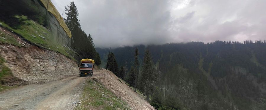 Margan Top: a desolate and fearsome road to the summit