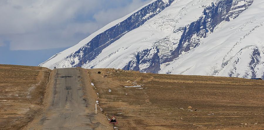 Kulma Pass, a paved border road in the Pamir Mountains