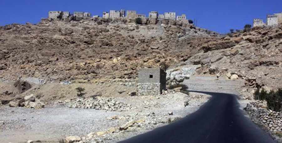 The remote and isolated road to Jabal Shaharah