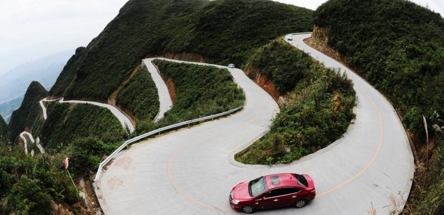 45 hairpin turns on the Chinese Heaven's Road