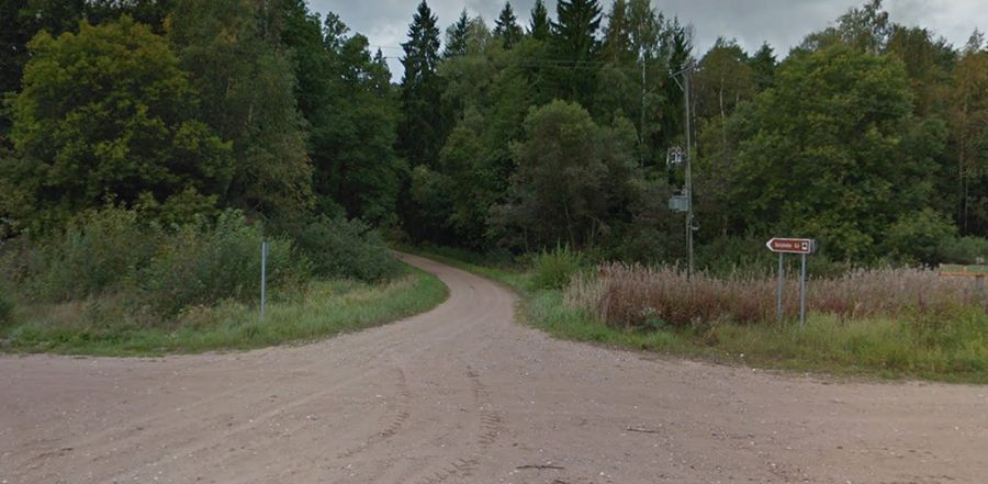 The road to Gaizinkalns, the highest point in Latvia