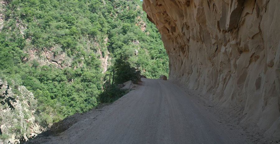 El Angosto, one of the deadliest roads in the world