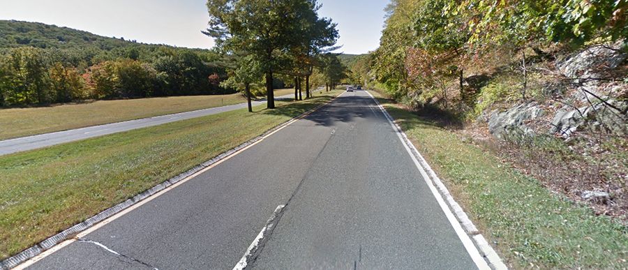 Palisades Interstate Parkway: beautiful views of the Hudson River