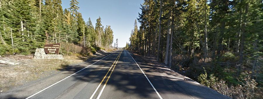 White Pass, a paved mountain road in Washington