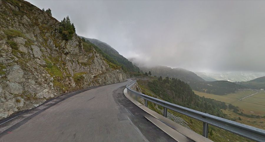 The curvy road to Albula Pass is an absolute must