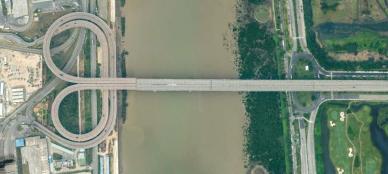 Left-to-Right: How Border Crossings Handle Side-of-the-Road Changes
