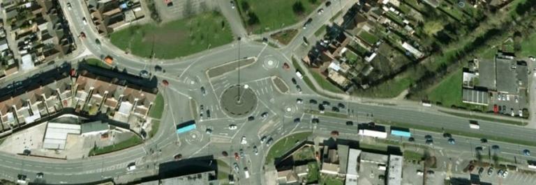 Swindon's Magic Roundabout is an Insane 6-Circle Traffic Junction