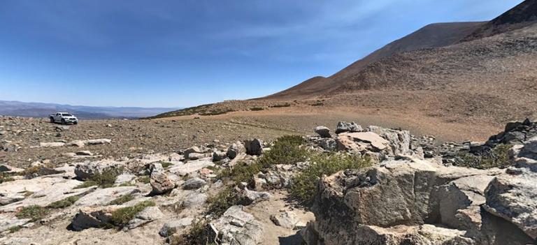 How to Get to Dunderberg Peak by Car on Kavanaugh Ridge in California?