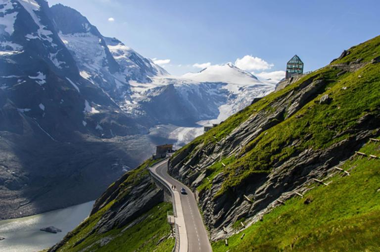 How to survive a mechanical failure on the world’s most remote roads?